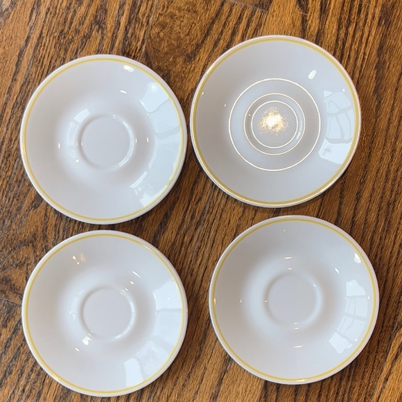 Pyrex | Dining | Pyrex Vintage Flirtation Set Of Creamer Sugar Bowl 4 ...